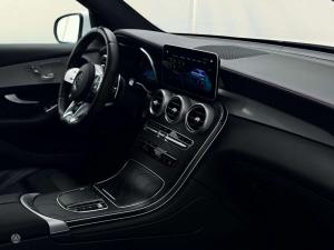 Белый Мерседес GLE 43 AMG 2023 в Вильнюс, объемом двигателя 3.00 л и пробегом 22 тыс. км за 46000 €, фото 19 на AUTOMOTO.COM.LV