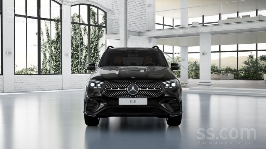 Black Mercedes-Benz GLE 450 AMG 2025 in Riga, with an engine capacity of 3.00 L and mileage of 17 thousand km for 76900 €, photo 3 on AUTOMOTO.COM.LV