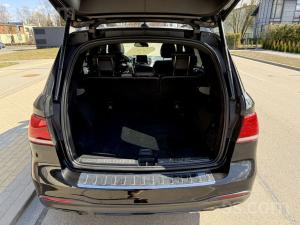 Black Mercedes-Benz GLE 450 AMG 2016 in Riga, with an engine capacity of 3.00 L and mileage of 221 thousand km for 28500 €, photo 25 on AUTOMOTO.COM.LV