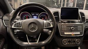 Balts Mercedes-Benz GLE 450 AMG 2016 Rīga, ar dzinēja tilpumu 3.00 L un nobraukumu 240 tūkst. km par 28490 €, foto 19 vietnē AUTOMOTO.COM.LV