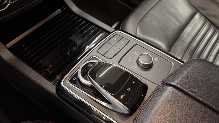 Balts Mercedes-Benz GLE 450 AMG 2016 Rīga, ar dzinēja tilpumu 3.00 L un nobraukumu 240 tūkst. km par 28490 €, foto 20 vietnē AUTOMOTO.COM.LV