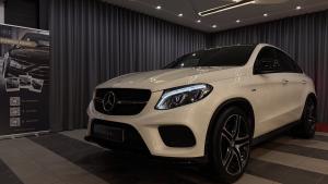 Balts Mercedes-Benz GLE 450 AMG 2016 Rīga, ar dzinēja tilpumu 3.00 L un nobraukumu 240 tūkst. km par 28490 €, foto 28 vietnē AUTOMOTO.COM.LV