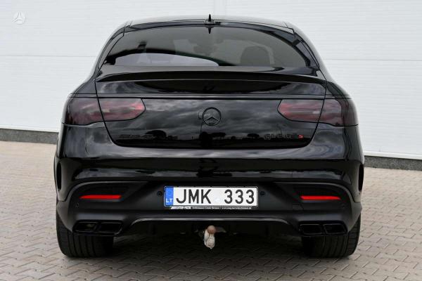 Black Mercedes-Benz gle-450 2016 in Kretinga, with an engine capacity of 3.00 L and mileage of 194 thousand km for 26999 €, photo 9 on AUTOMOTO.COM.LV