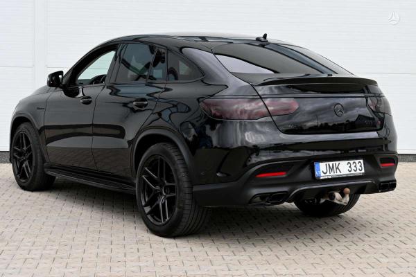 Black Mercedes-Benz gle-450 2016 in Kretinga, with an engine capacity of 3.00 L and mileage of 194 thousand km for 26999 €, photo 10 on AUTOMOTO.COM.LV