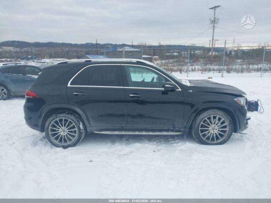 Melns Mercedes-Benz gle-450 2020 Klaipėda, ar dzinēja tilpumu 0.00 L un nobraukumu 54 tūkst. km par 19100 €, foto 13 vietnē AUTOMOTO.COM.LV
