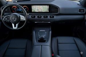 Black Mercedes-Benz gle-450 2021 in Vilnius, with an engine capacity of 3.00 L and mileage of 56 thousand km for 52900 €, photo 17 on AUTOMOTO.COM.LV