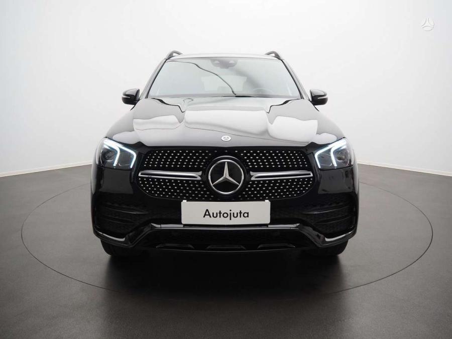 Черный Мерседес GLE 450 2022 в Вильнюс, объемом двигателя 3.00 л и пробегом 44 тыс. км за 80000 €, фото 3 на AUTOMOTO.COM.LV