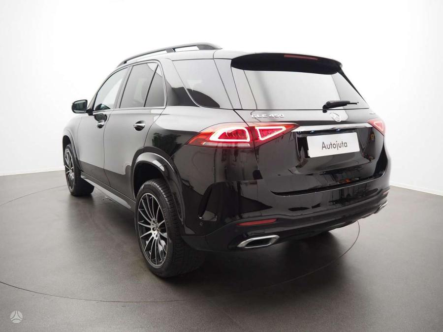 Черный Мерседес GLE 450 2022 в Вильнюс, объемом двигателя 3.00 л и пробегом 44 тыс. км за 80000 €, фото 7 на AUTOMOTO.COM.LV