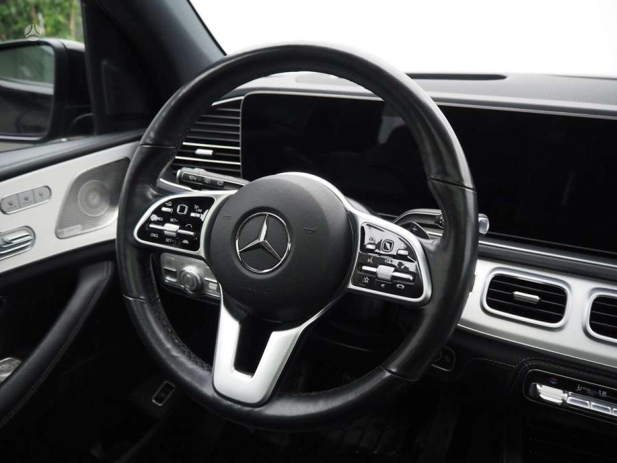 Черный Мерседес GLE 450 2022 в Вильнюс, объемом двигателя 3.00 л и пробегом 44 тыс. км за 80000 €, фото 21 на AUTOMOTO.COM.LV