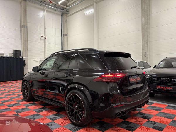 Melns Mercedes-Benz gle-450 2023 Viļņa, ar dzinēja tilpumu 3.00 L un nobraukumu 19 tūkst. km par 64990 €, foto 6 vietnē AUTOMOTO.COM.LV