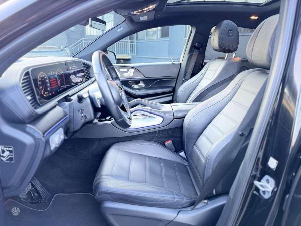 Melns Mercedes-Benz gle-450 2023 Viļņa, ar dzinēja tilpumu 0.00 L un nobraukumu 49 tūkst. km par 82900 €, foto 10 vietnē AUTOMOTO.COM.LV