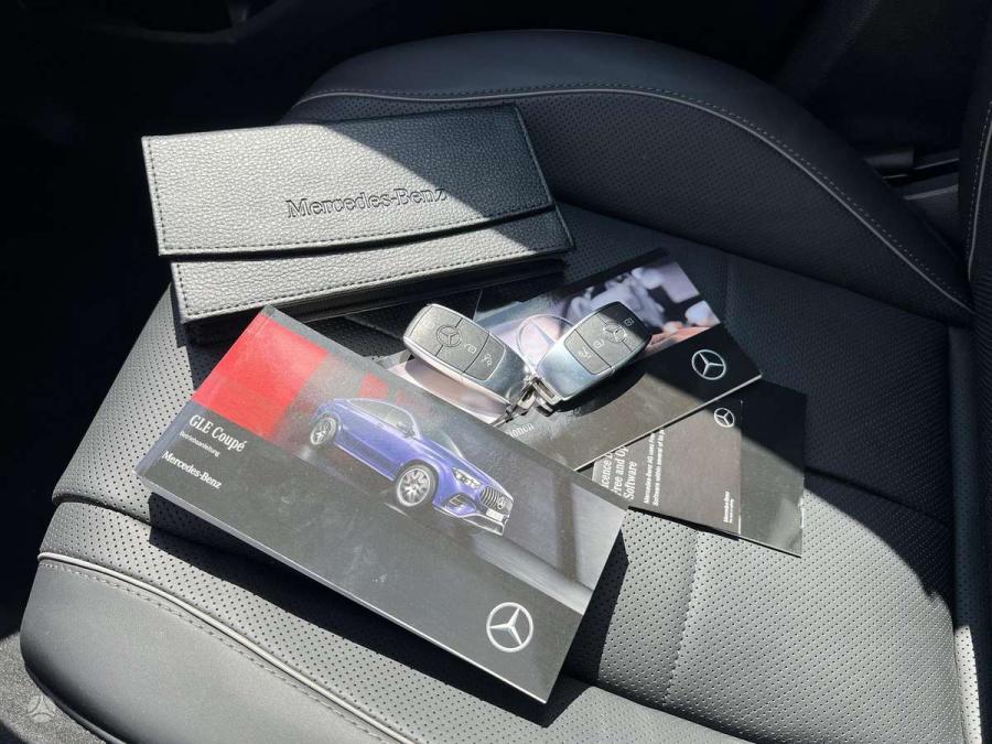 Черный Мерседес GLE 450 2024 в Каунас, объемом двигателя 2.99 л и пробегом 36 тыс. км за 49900 €, фото 53 на AUTOMOTO.COM.LV