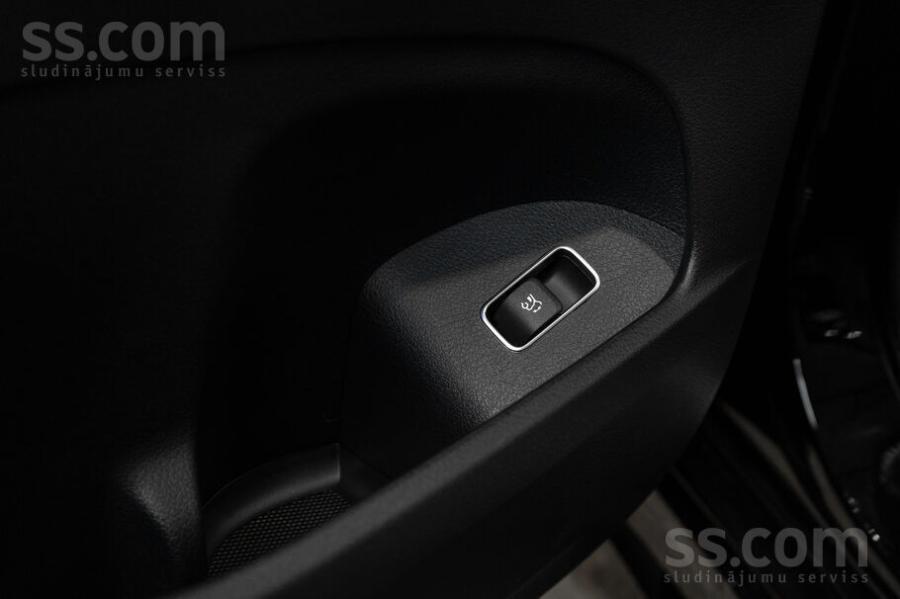 Черный Мерседес GLE 450 2026 в Рига, объемом двигателя 3.00 л и пробегом 39 тыс. км за 101000 €, фото 16 на AUTOMOTO.COM.LV