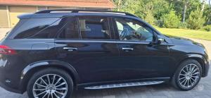 Melns Mercedes-Benz gle-450 2025 Kelmė, ar dzinēja tilpumu 3.00 L un nobraukumu 64 tūkst. km par 82000 €, foto 4 vietnē AUTOMOTO.COM.LV