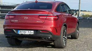 Brūns Mercedes-Benz gle-450 2016 Kauņa, ar dzinēja tilpumu 3.00 L un nobraukumu 110 tūkst. km par 25800 €, foto 5 vietnē AUTOMOTO.COM.LV