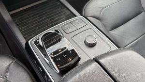 Brūns Mercedes-Benz gle-450 2016 Kauņa, ar dzinēja tilpumu 3.00 L un nobraukumu 110 tūkst. km par 25800 €, foto 7 vietnē AUTOMOTO.COM.LV