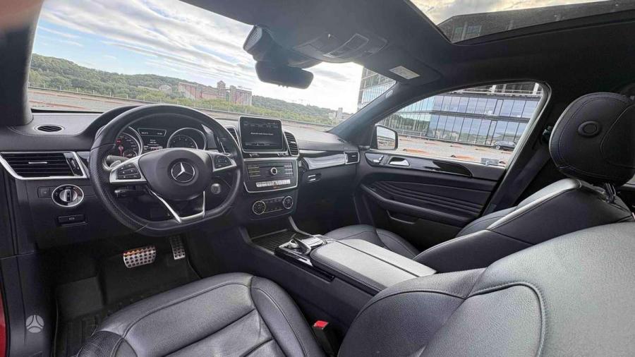 Brūns Mercedes-Benz gle-450 2016 Kauņa, ar dzinēja tilpumu 3.00 L un nobraukumu 110 tūkst. km par 25800 €, foto 8 vietnē AUTOMOTO.COM.LV