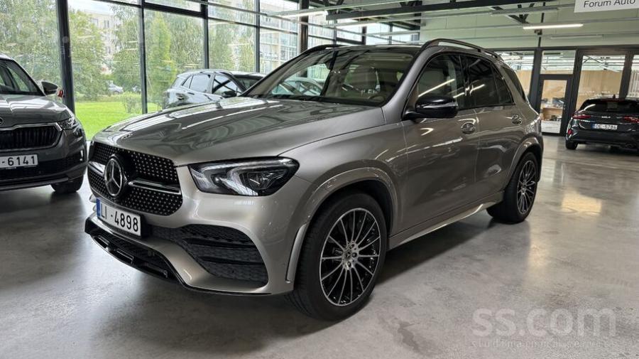 Brūns Mercedes-Benz gle-450 2021 Rīga, ar dzinēja tilpumu 3.00 L un nobraukumu 171 tūkst. km par 47900 €, foto 1 vietnē AUTOMOTO.COM.LV