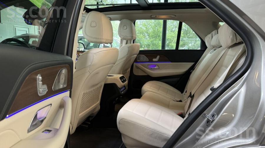 Brūns Mercedes-Benz gle-450 2021 Rīga, ar dzinēja tilpumu 3.00 L un nobraukumu 171 tūkst. km par 47900 €, foto 16 vietnē AUTOMOTO.COM.LV