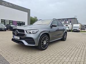 Grey Mercedes-Benz gle-450 2021 in Riga, with an engine capacity of 3.00 L and mileage of 143 thousand km for 50000 €, photo  on AUTOMOTO.COM.LV