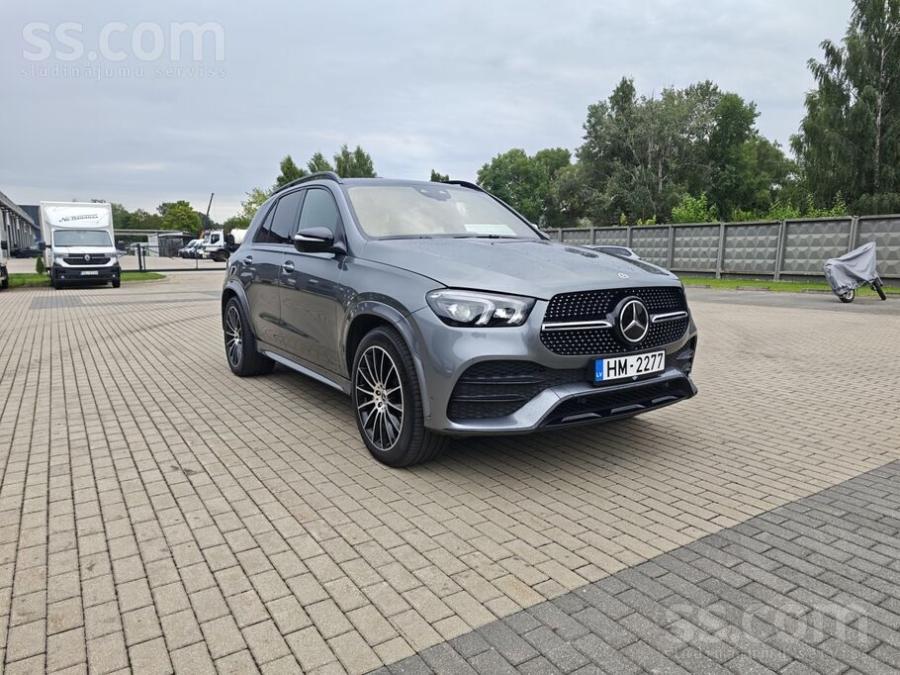 Grey Mercedes-Benz gle-450 2021 in Riga, with an engine capacity of 3.00 L and mileage of 143 thousand km for 50000 €, photo 8 on AUTOMOTO.COM.LV