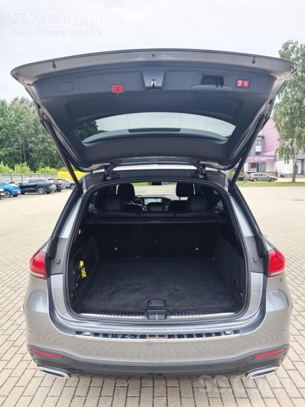 Grey Mercedes-Benz gle-450 2021 in Riga, with an engine capacity of 3.00 L and mileage of 143 thousand km for 50000 €, photo 8 on AUTOMOTO.COM.LV