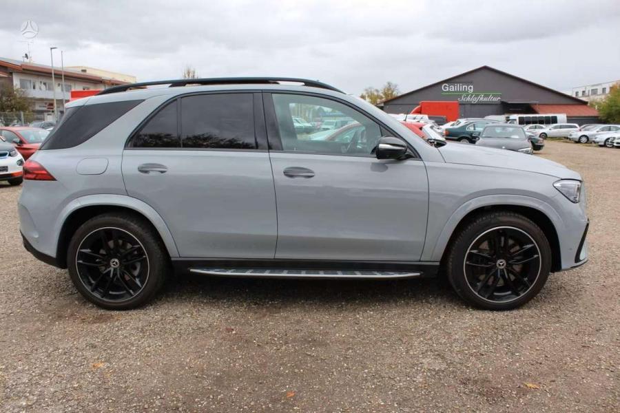 Pelēks Mercedes-Benz gle-450 2024 Viļņa, ar dzinēja tilpumu 2.99 L un nobraukumu 24 tūkst. km par 84989 €, foto 4 vietnē AUTOMOTO.COM.LV