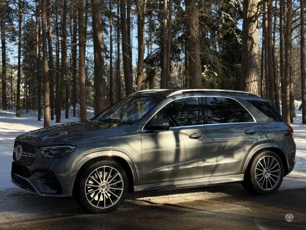 Pelēks Mercedes-Benz gle-450 2024 Viļņa, ar dzinēja tilpumu 3.00 L un nobraukumu 35 tūkst. km par 88888 €, foto 8 vietnē AUTOMOTO.COM.LV