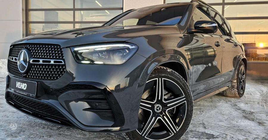 Pelēks Mercedes-Benz gle-450 2025 Klaipėda, ar dzinēja tilpumu 3.00 L un nobraukumu 5 tūkst. km par 115000 €, foto 10 vietnē AUTOMOTO.COM.LV