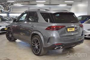 Grey Mercedes-Benz gle-450 2025 in Riga, with an engine capacity of 3.00 L and mileage of 35 thousand km for 89900 €, photo 3 on AUTOMOTO.COM.LV