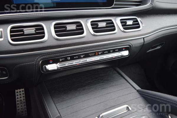 Grey Mercedes-Benz gle-450 2025 in Riga, with an engine capacity of 3.00 L and mileage of 35 thousand km for 89900 €, photo 6 on AUTOMOTO.COM.LV