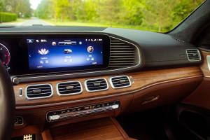 Sarkans Mercedes-Benz gle-450 2024 Viļņa, ar dzinēja tilpumu 2.99 L un nobraukumu 15 tūkst. km par 86500 €, foto 14 vietnē AUTOMOTO.COM.LV