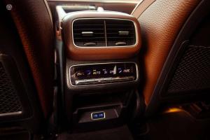 Sarkans Mercedes-Benz gle-450 2024 Viļņa, ar dzinēja tilpumu 2.99 L un nobraukumu 15 tūkst. km par 86500 €, foto 23 vietnē AUTOMOTO.COM.LV