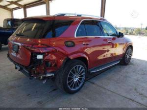 Sarkans Mercedes-Benz gle-450 2024 Klaipėda, ar dzinēja tilpumu 0.00 L un nobraukumu 6 tūkst. km par 28000 €, foto 5 vietnē AUTOMOTO.COM.LV