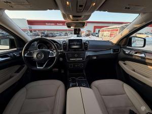 White Mercedes-Benz gle-450 2017 in Vilnius, with an engine capacity of 3.00 L and mileage of 184 thousand km for 31000 €, photo 9 on AUTOMOTO.COM.LV