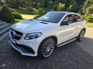White Mercedes-Benz gle-450 2015 in Vilnius, with an engine capacity of 3.00 L and mileage of 153 thousand km for 30000 €, photo 4 on AUTOMOTO.COM.LV