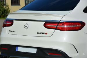 White Mercedes-Benz gle-450 2015 in Vilnius, with an engine capacity of 3.00 L and mileage of 153 thousand km for 30000 €, photo 8 on AUTOMOTO.COM.LV