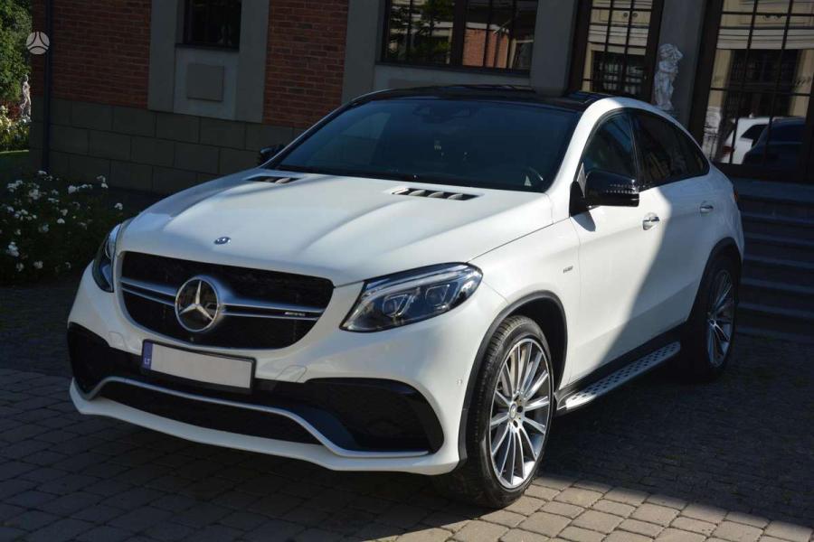 White Mercedes-Benz gle-450 2015 in Vilnius, with an engine capacity of 3.00 L and mileage of 153 thousand km for 30000 €, photo 10 on AUTOMOTO.COM.LV