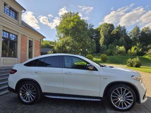 White Mercedes-Benz gle-450 2015 in Vilnius, with an engine capacity of 3.00 L and mileage of 153 thousand km for 30000 €, photo 12 on AUTOMOTO.COM.LV