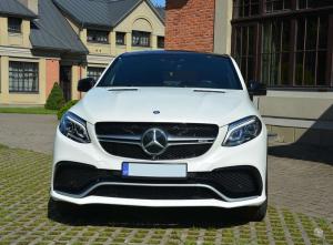 White Mercedes-Benz gle-450 2015 in Vilnius, with an engine capacity of 3.00 L and mileage of 153 thousand km for 30000 €, photo 20 on AUTOMOTO.COM.LV