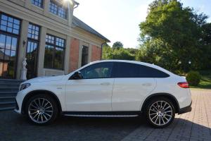 White Mercedes-Benz gle-450 2015 in Vilnius, with an engine capacity of 3.00 L and mileage of 153 thousand km for 30000 €, photo 21 on AUTOMOTO.COM.LV