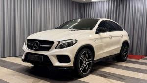 White Mercedes-Benz gle-450 2016 in Riga, with an engine capacity of 3.00 L and mileage of 240 thousand km for 28490 €, photo  on AUTOMOTO.COM.LV