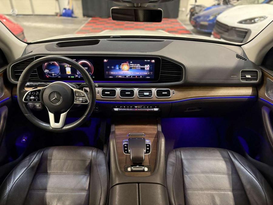 Белый Мерседес GLE 450 2020 в Вильнюс, объемом двигателя 3.00 л и пробегом 102 тыс. км за 49999 €, фото 20 на AUTOMOTO.COM.LV