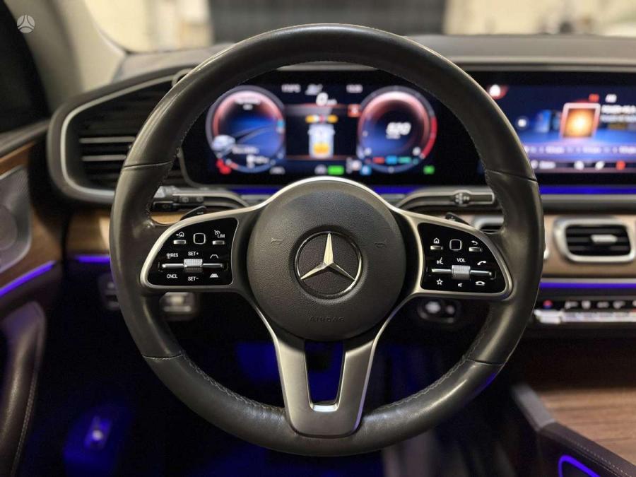 Белый Мерседес GLE 450 2020 в Вильнюс, объемом двигателя 3.00 л и пробегом 102 тыс. км за 49999 €, фото 22 на AUTOMOTO.COM.LV