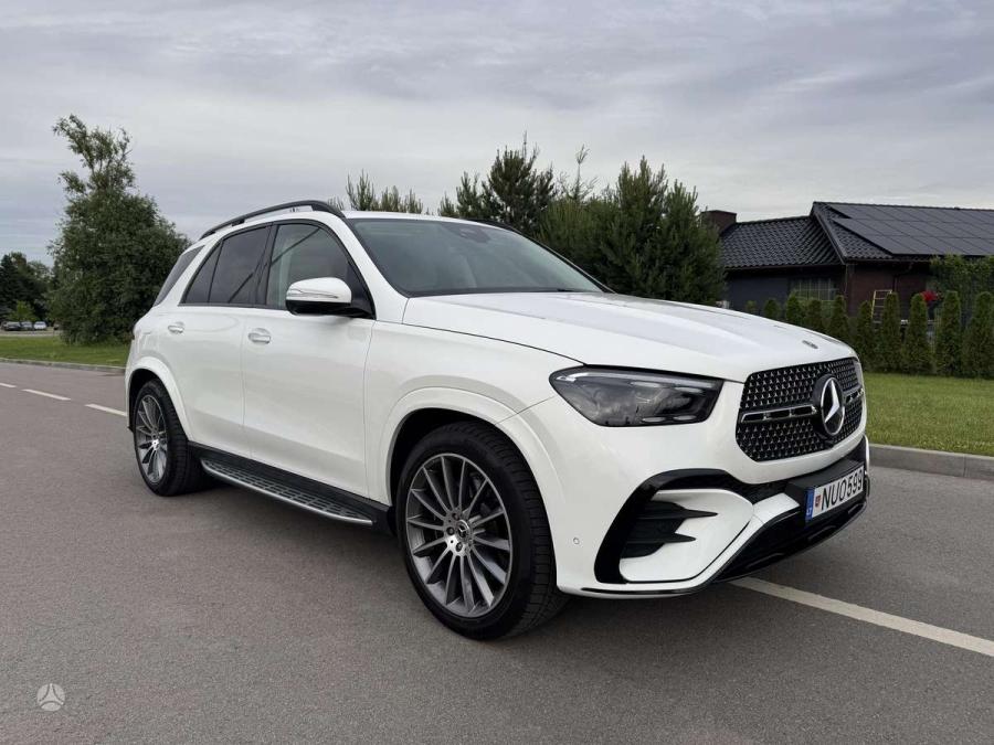Balts Mercedes-Benz gle-450 2024 Palanga, ar dzinēja tilpumu 3.00 L un nobraukumu 29 tūkst. km par 76000 €, foto 1 vietnē AUTOMOTO.COM.LV