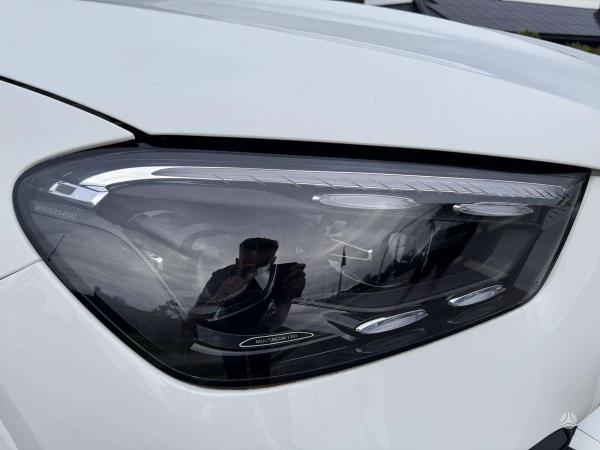 Balts Mercedes-Benz gle-450 2024 Palanga, ar dzinēja tilpumu 3.00 L un nobraukumu 29 tūkst. km par 76000 €, foto 7 vietnē AUTOMOTO.COM.LV