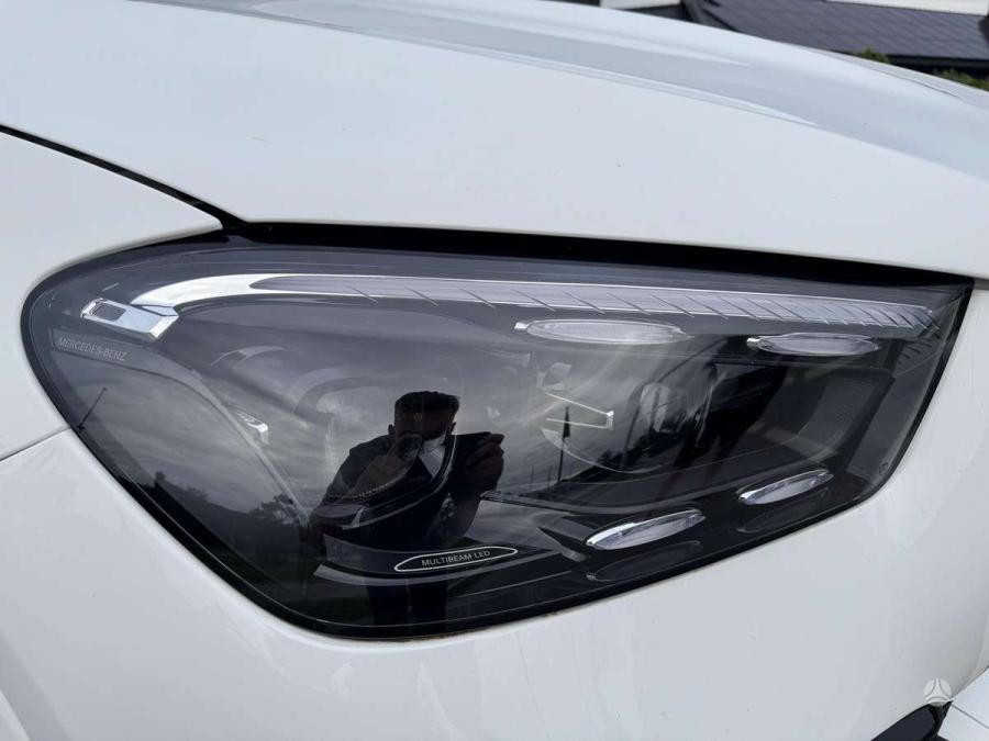 Balts Mercedes-Benz gle-450 2024 Palanga, ar dzinēja tilpumu 3.00 L un nobraukumu 29 tūkst. km par 76000 €, foto 8 vietnē AUTOMOTO.COM.LV