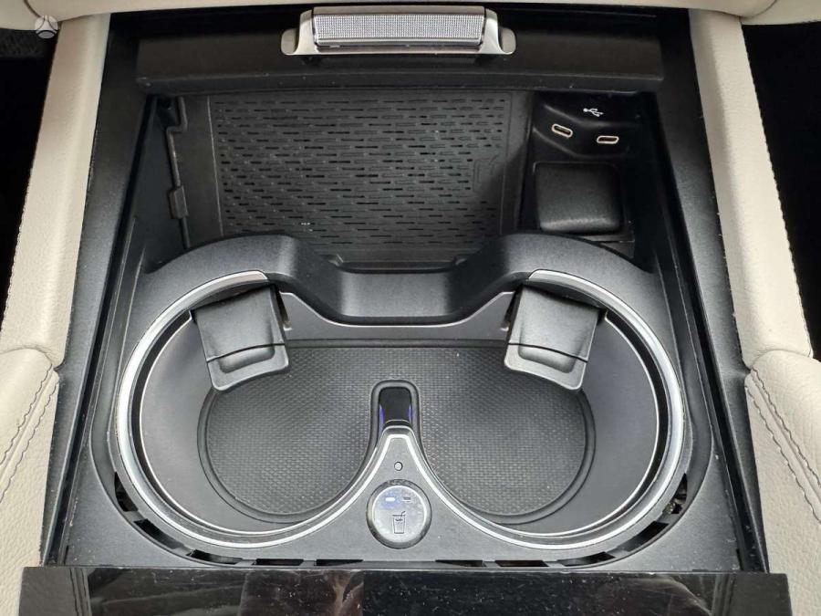 Balts Mercedes-Benz gle-450 2024 Palanga, ar dzinēja tilpumu 3.00 L un nobraukumu 29 tūkst. km par 76000 €, foto 20 vietnē AUTOMOTO.COM.LV