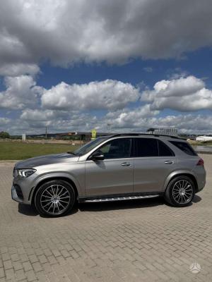 Желтый Мерседес GLE 450 2020 в Каунас, объемом двигателя 3.00 л и пробегом 161 тыс. км за 48500 €, фото 7 на AUTOMOTO.COM.LV