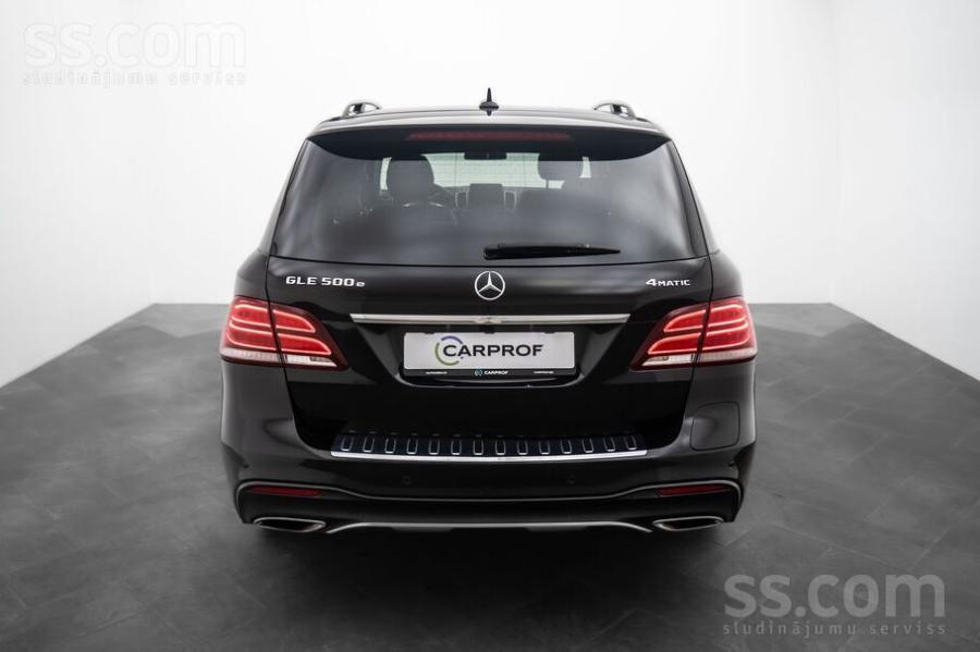 Черный Мерседес GLE 500 2016 в Таллин, объемом двигателя 3.00 л и пробегом 207 тыс. км за 18999 €, фото 8 на AUTOMOTO.COM.LV